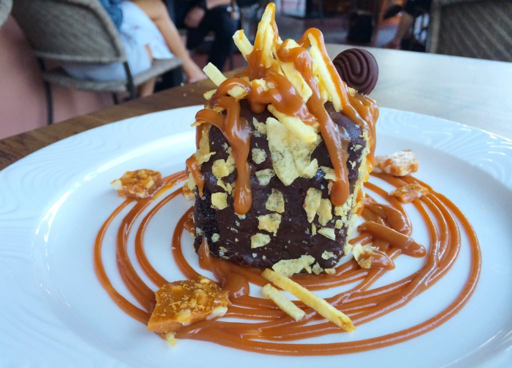soco-potato-chip-cake - Orlando Date Night Guide
