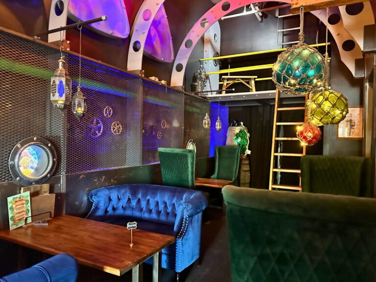 9 Hidden Bars in Orlando You Have to See to Believe