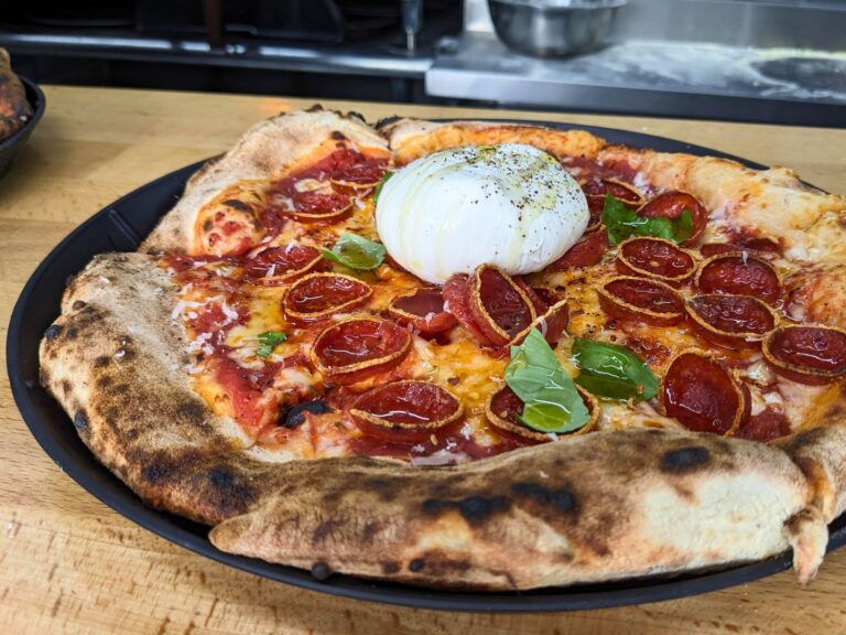 NEW À La Cart SoDo: The Ultimate Indoor/Outdoor Dining Destination in ...