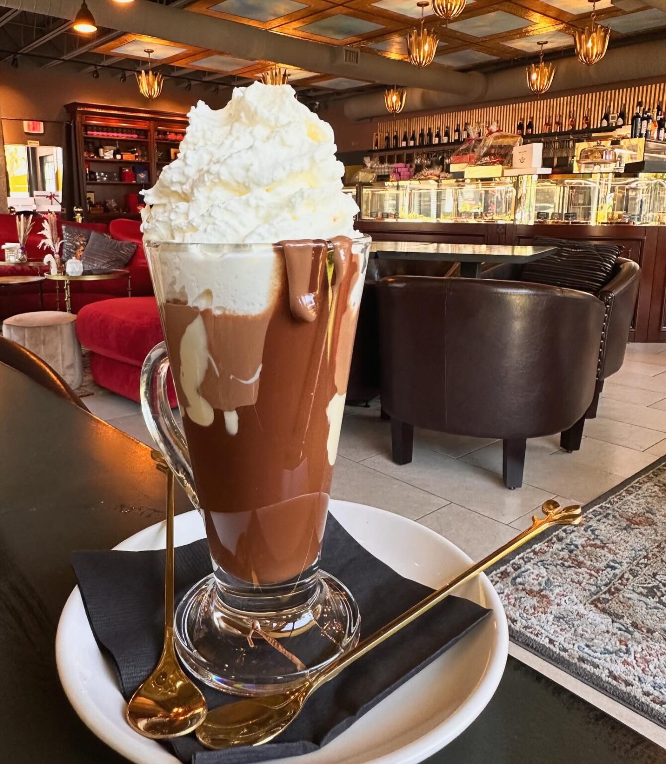 Your Guide to a Perfect Afternoon on Park Avenue Winter Park