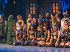 Howl-O-Scream 2025: Tips for a Spooky Date Night at SeaWorld's ...